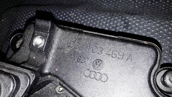 ENGINE Valve cover 03L103469 03L 103 469 Audi Seat VW 2.0 TDI 03L10346 ...