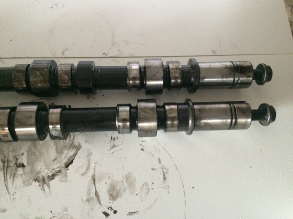2009 CHRYSLER JEEP DODGE LDV 2.8 CRD DIESEL ENGINE PAIR OF CAMSHAFT ...